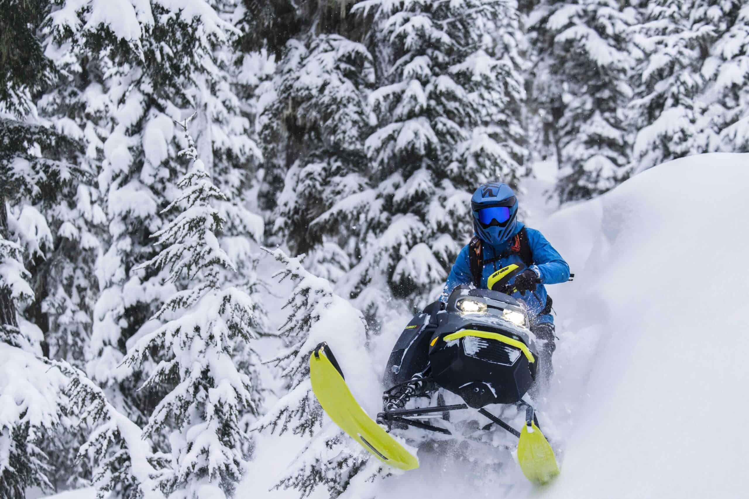 SKI-DOO SUMMIT EXPERT 850 TURBO R - Sledtrax